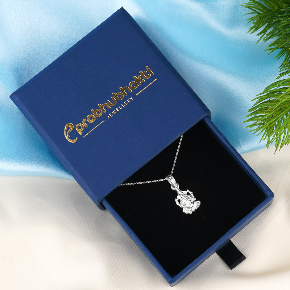 Discover Divine Elegance with Ganesha Silver Pendants | Ganpati Locket ...